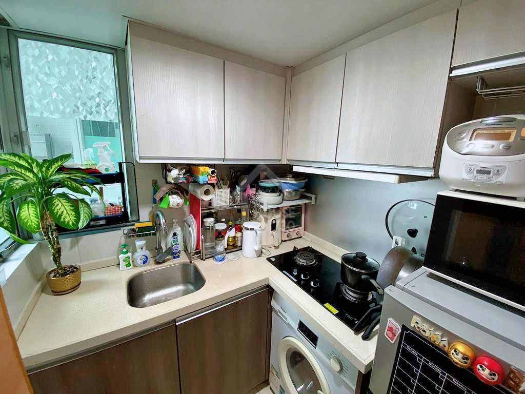 港湾豪庭 | 大角咀 | 1期 | 中层 | 售盘 - House730