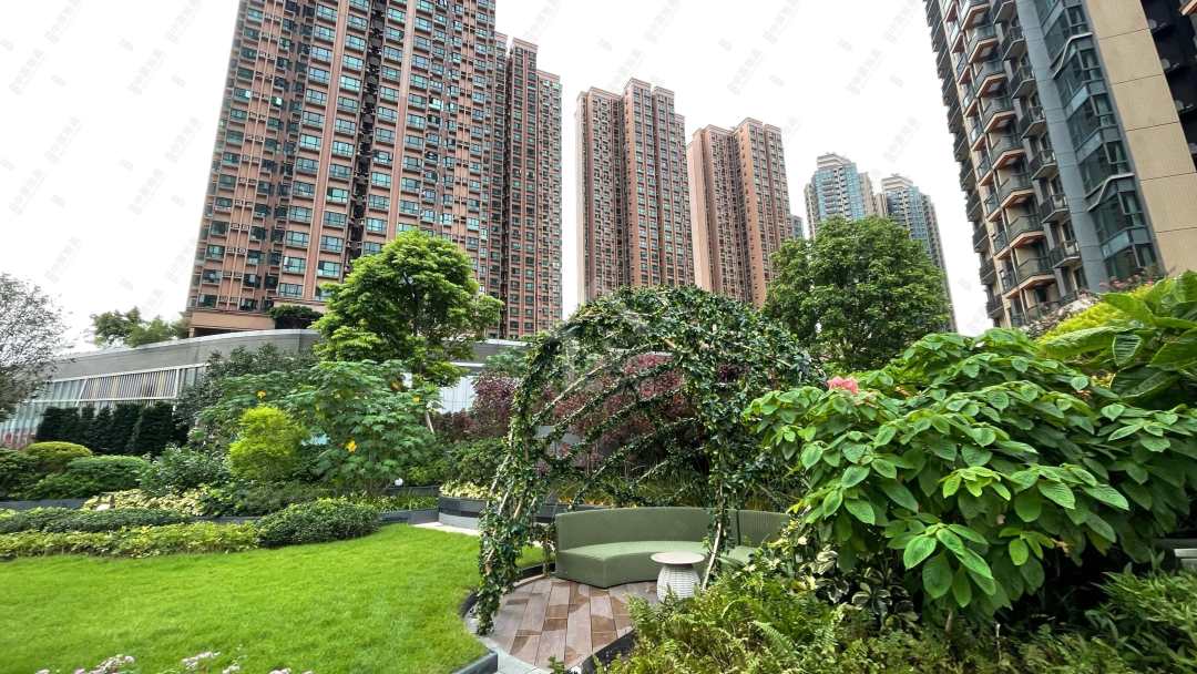 Yuen Long | The Yoho Hub | 8204136 | Rent - House730