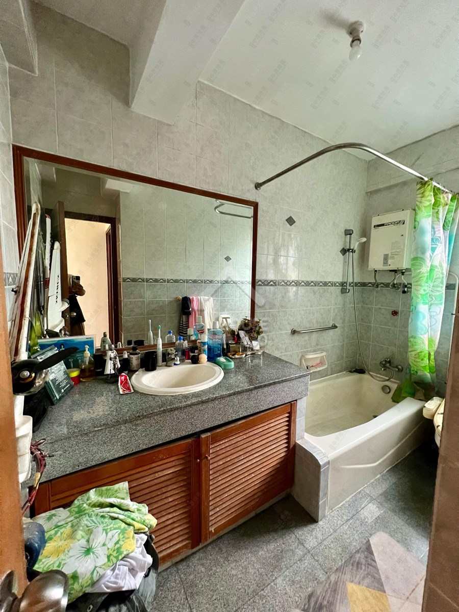 夏威夷豪園 | 元朗 | 8511371 | 售盤 - House730