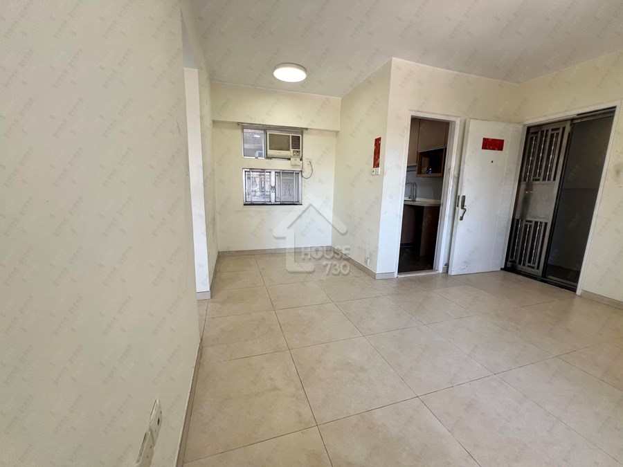 Yuen Long | Kui Fat Building | 8505367 | Rent - House730