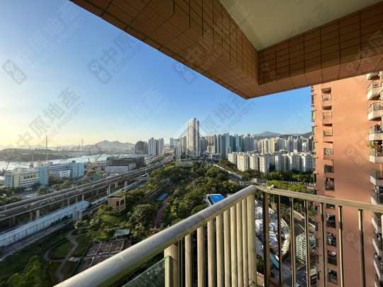 Olympic Station | Harbour Green | 8397379 | Rent - House730