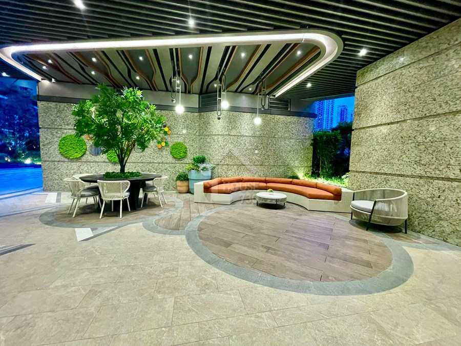 Yuen Long | The Yoho Hub | 8493020 | Rent - House730