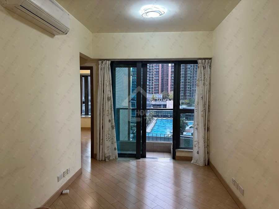 Yuen Long | Grand Yoho | 8553350 | Rent - House730