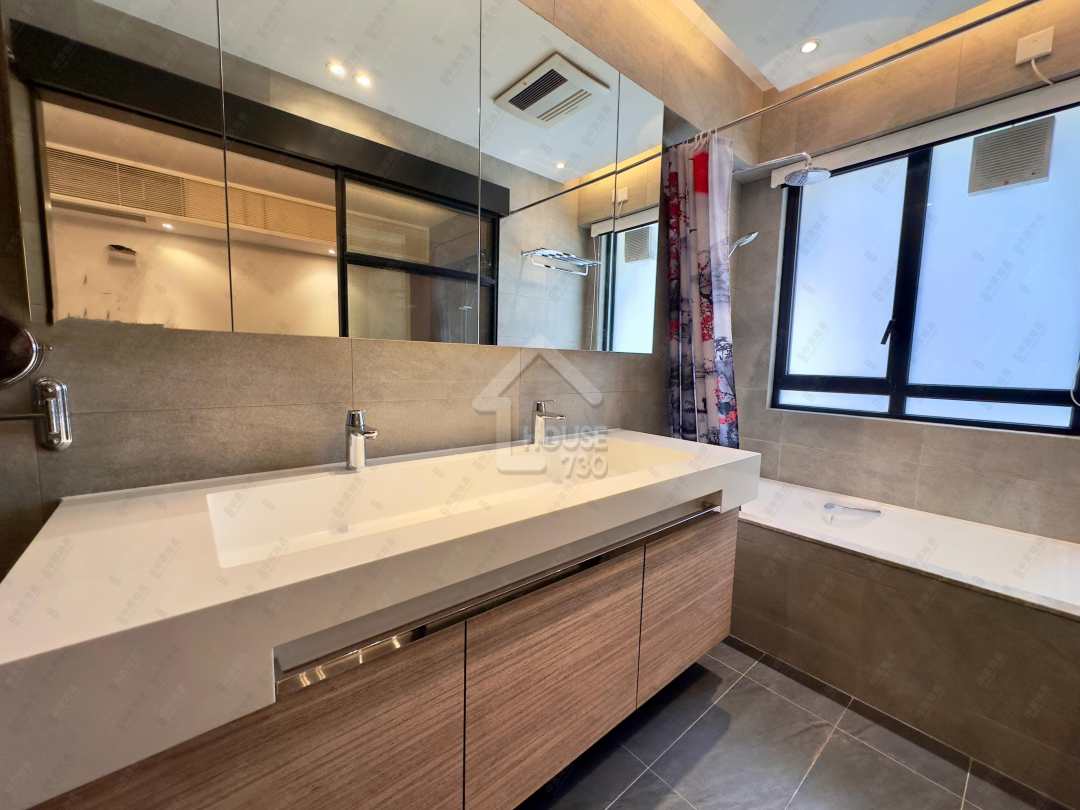 Mid Level Central | Central | Fujiya Mansion | 8520980 | Rent - House730