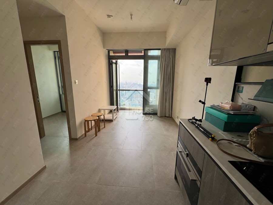 Yuen Long | The Yoho Hub | 8512077 | Rent - House730