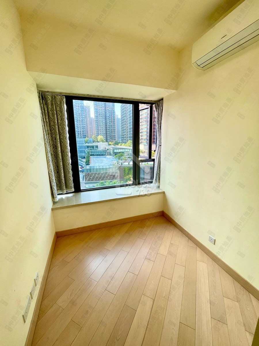 Yuen Long | Grand Yoho | 8769933 | Rent - House730