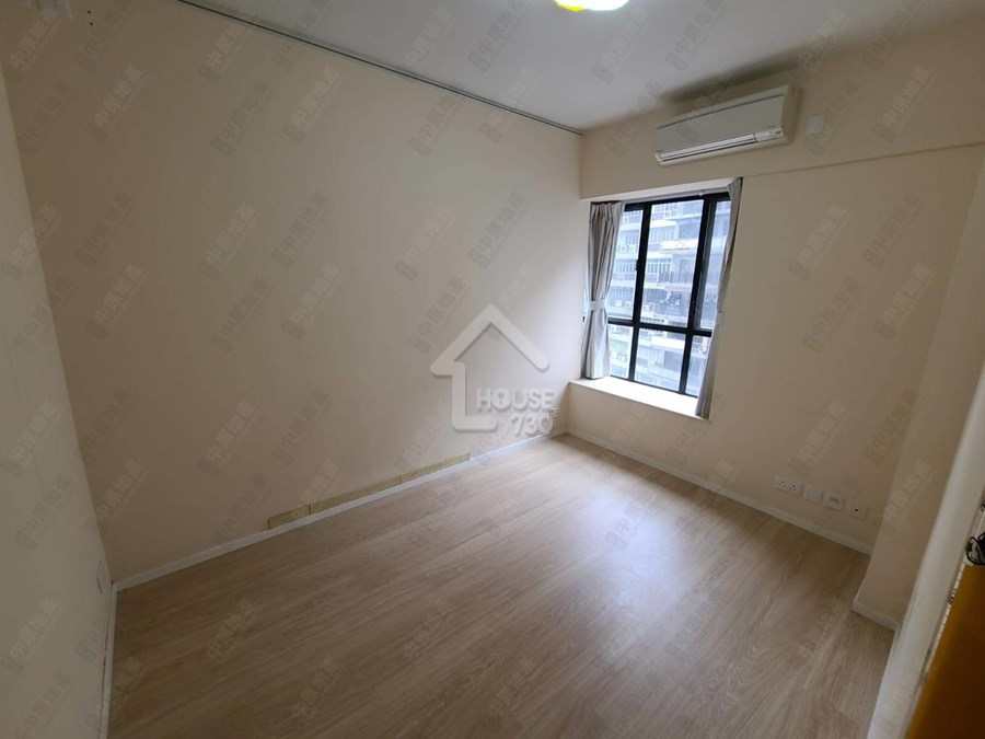 Mid Level West | Elegant Terrace | 9051096 | Rent - House730