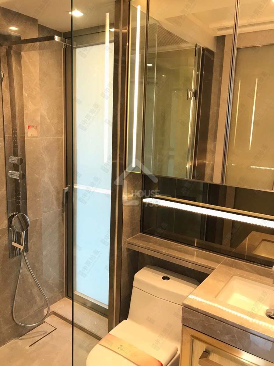 Kennedy Town | Sai Yin Pun | Sheung Wan | King's Hill | 8760732 | Rent ...