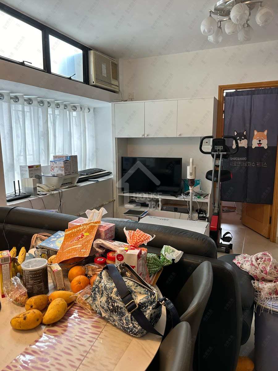 Tuen Mun | Hanford Garden | 9159362 | Rent - House730