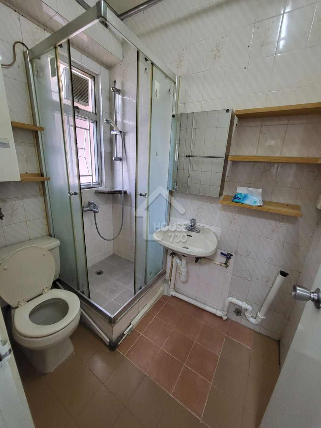 Kennedy Town | Sai Yin Pun | Sheung Wan | Shun Hing Building | 8566355 ...