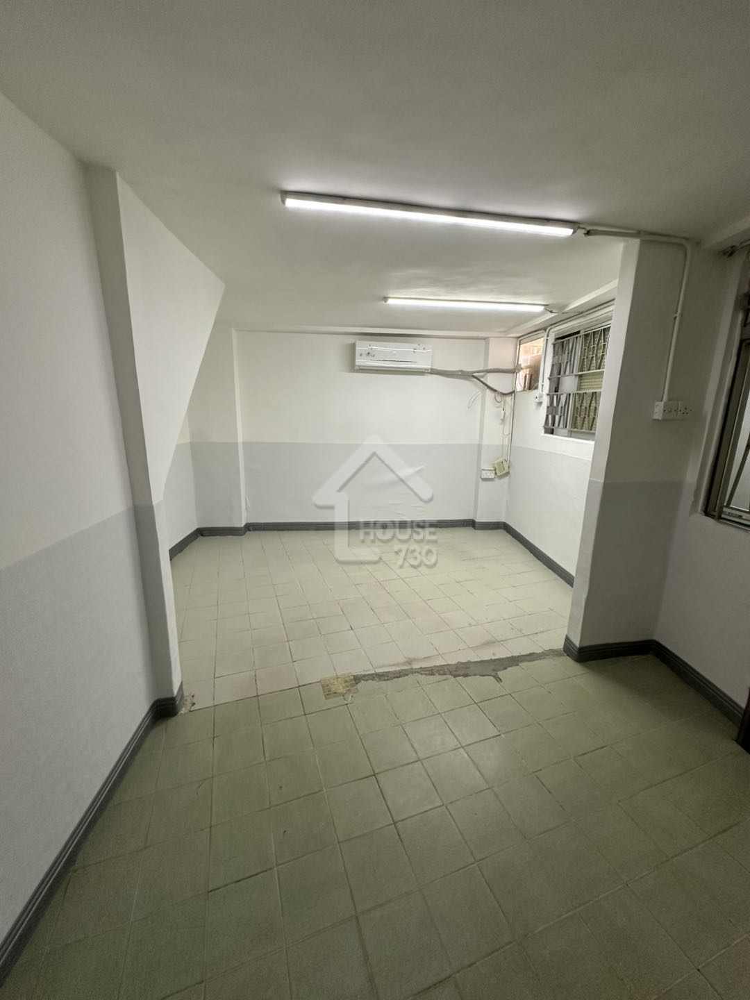 Tuen Mun | Tuen Mun San Tsuen | 8611788 | Rent - House730