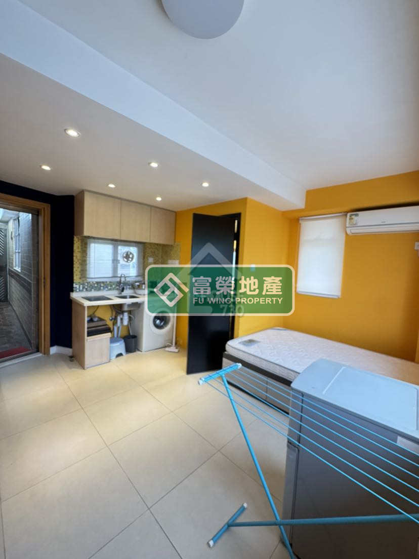 Sham Shui Po | Shek Kip Mei | Man Woo Building | 8587720 | Rent - House730