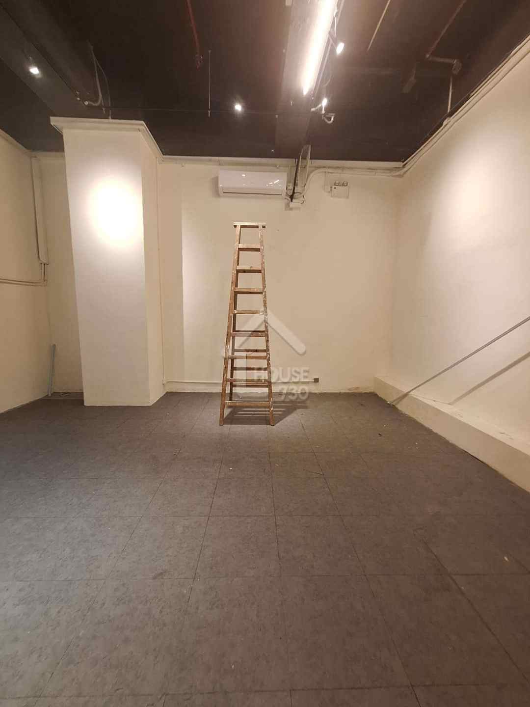 Kowloon Bay | WING FAT INDUSTRIAL BUILDING | 8784083 | Rent - House730