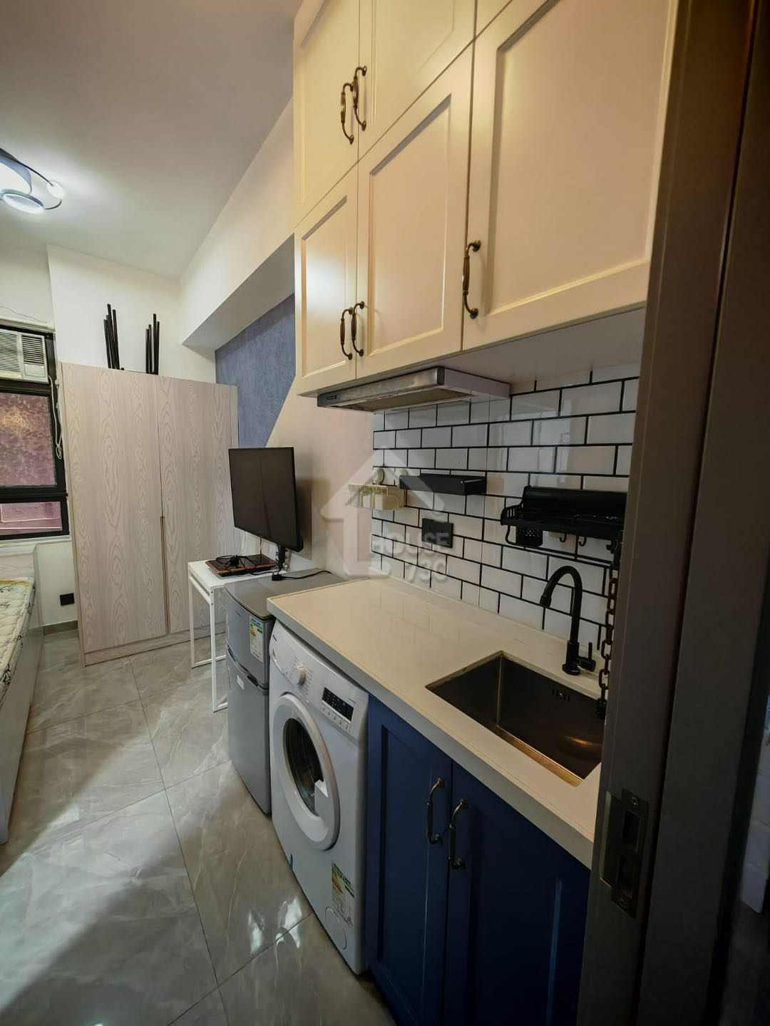 Tsim Sha Tsui | Jordan | Ocean View Court | 8877543 | Rent - House730