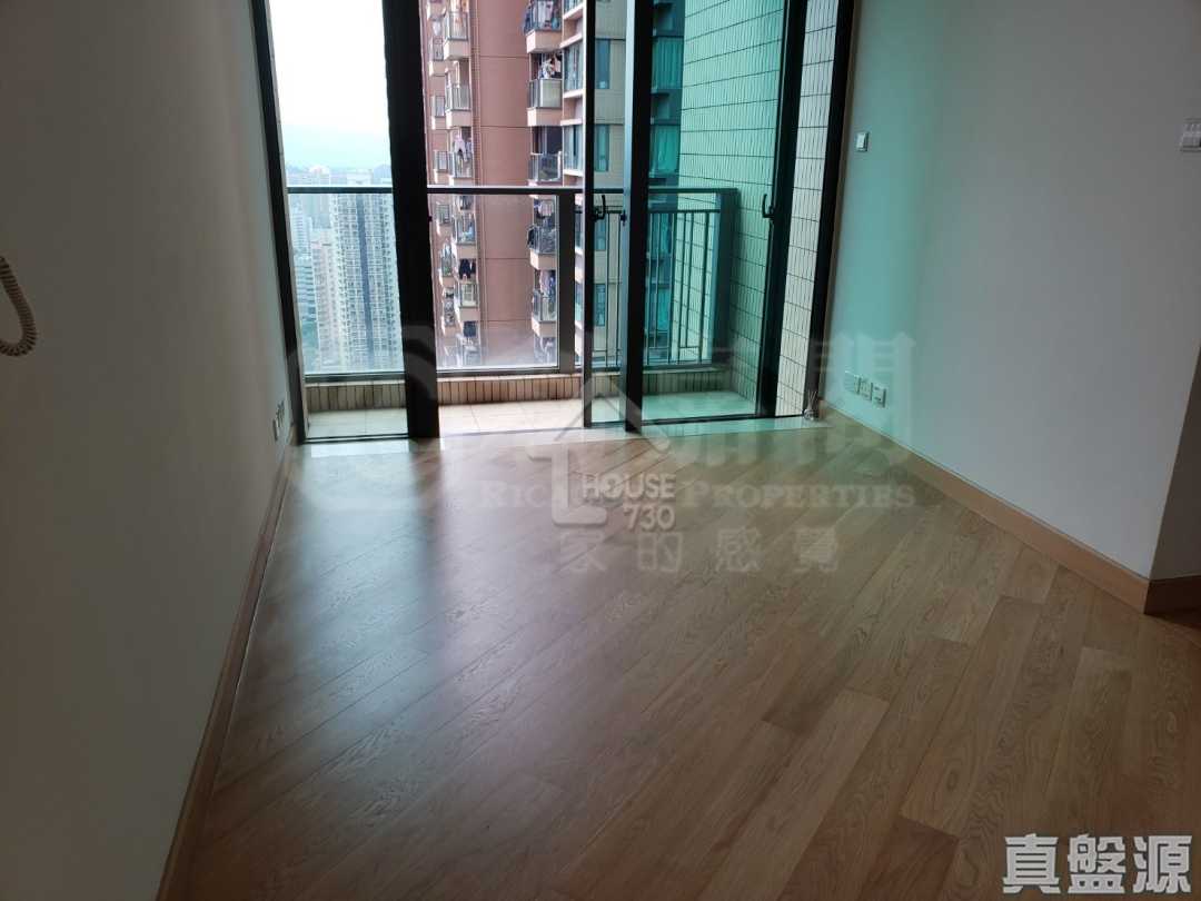 Yoho Town | 元朗 | 2期 Yoho Midtown | 8430311 | 售盤 - House730