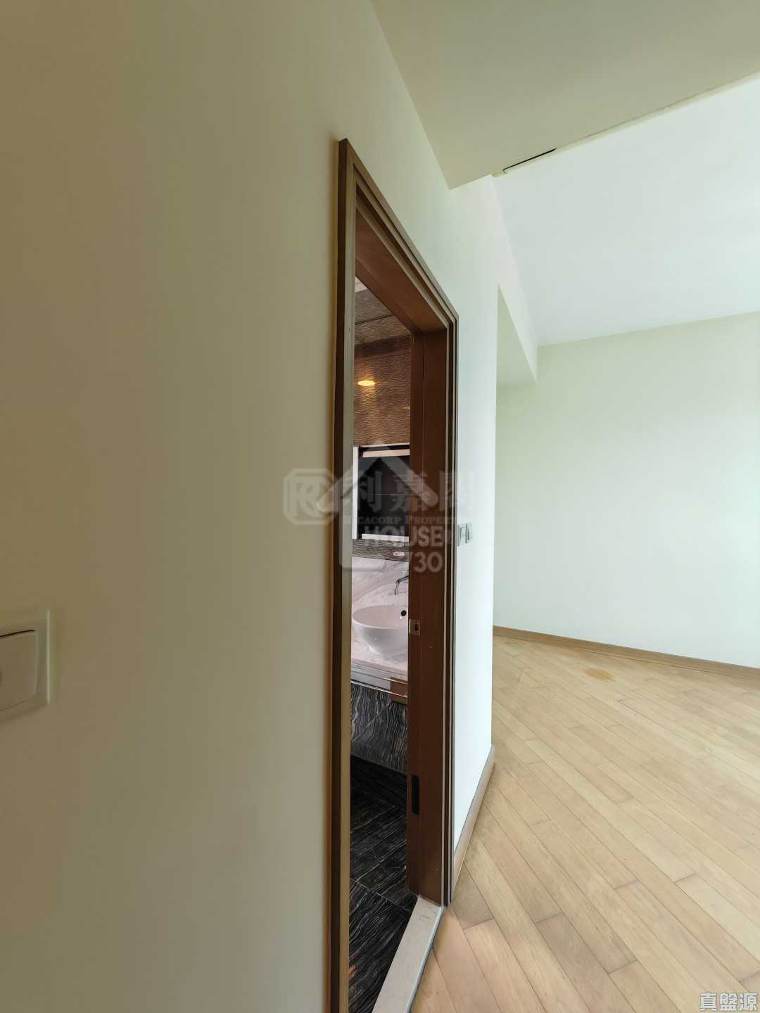 Yoho Town | 元朗 | 2期 Yoho Midtown | 8622395 | 售盤 - House730